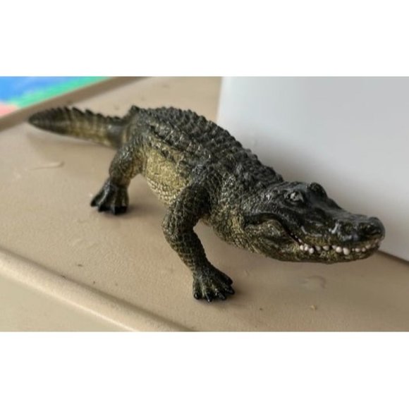 Toys | New Realistic Alligator Figurine With Movable Jaw Detailed ...